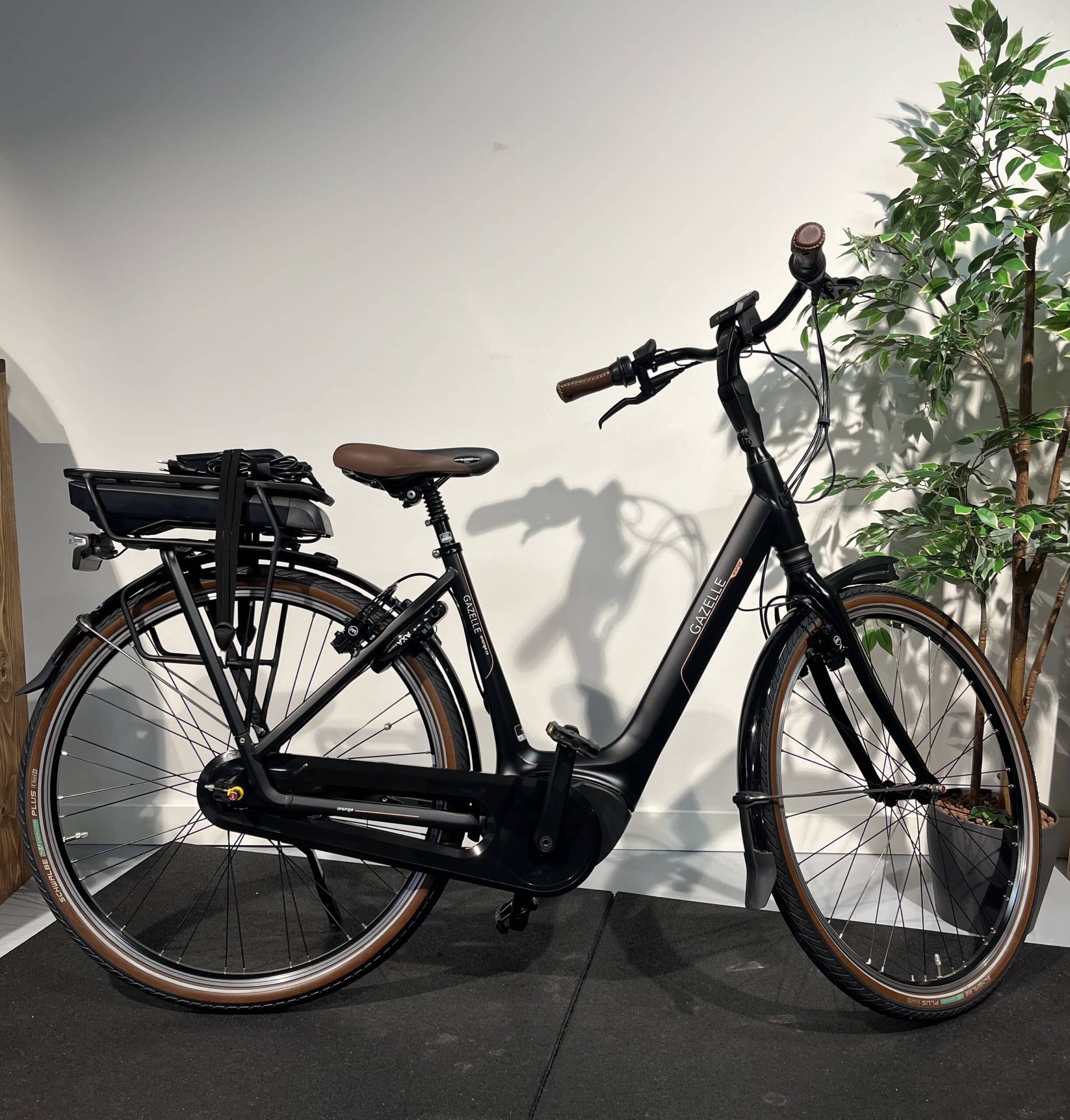 Gazelle Orange C8 HMB | Innobikes